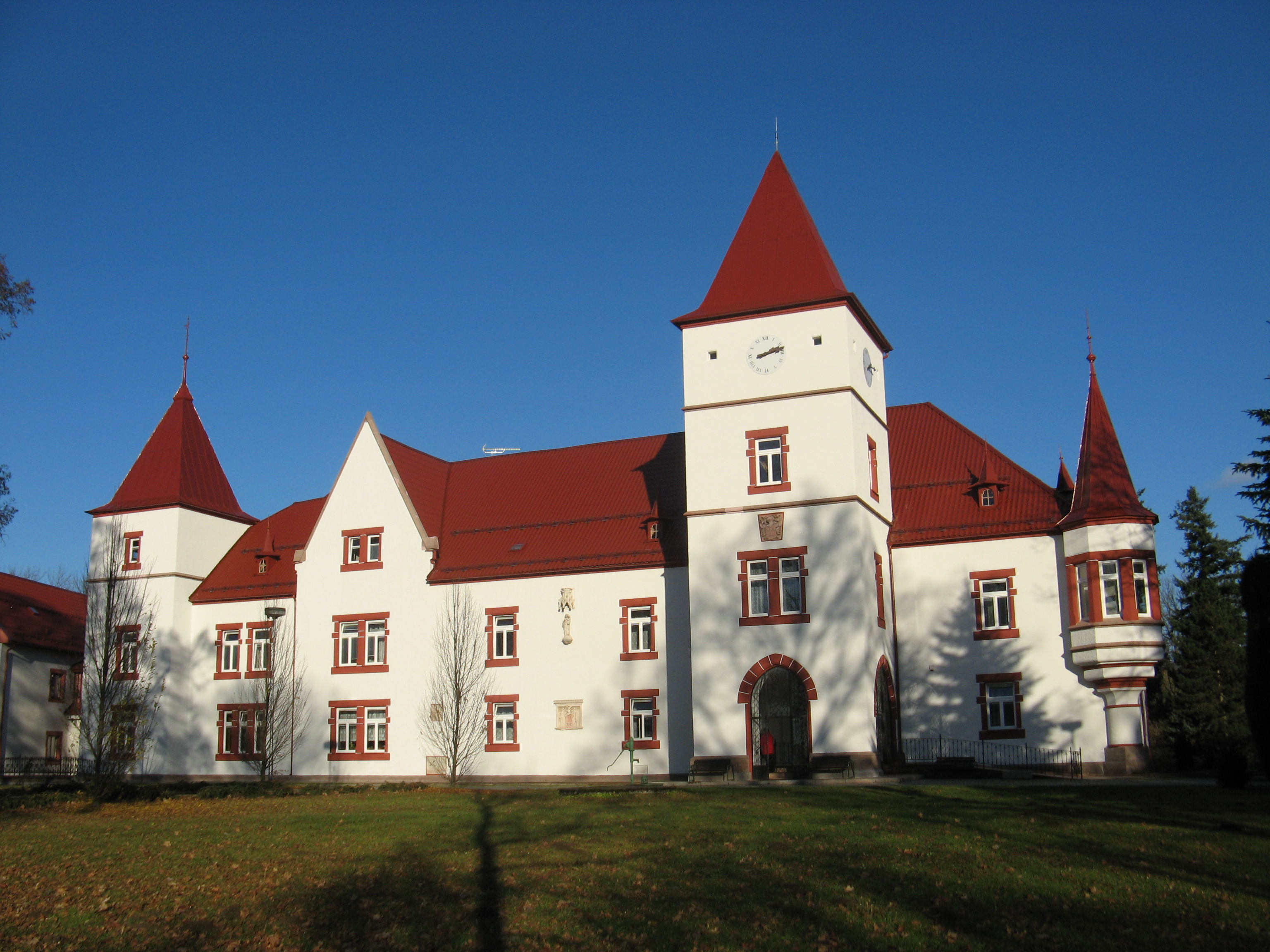 Zámek Mitrov | Turistický portál Bystřicka